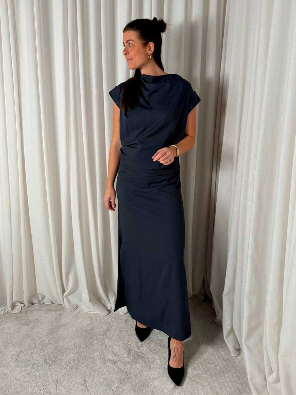 A'POKE - Rabens Saloner Orana Dress Dusty Navy
